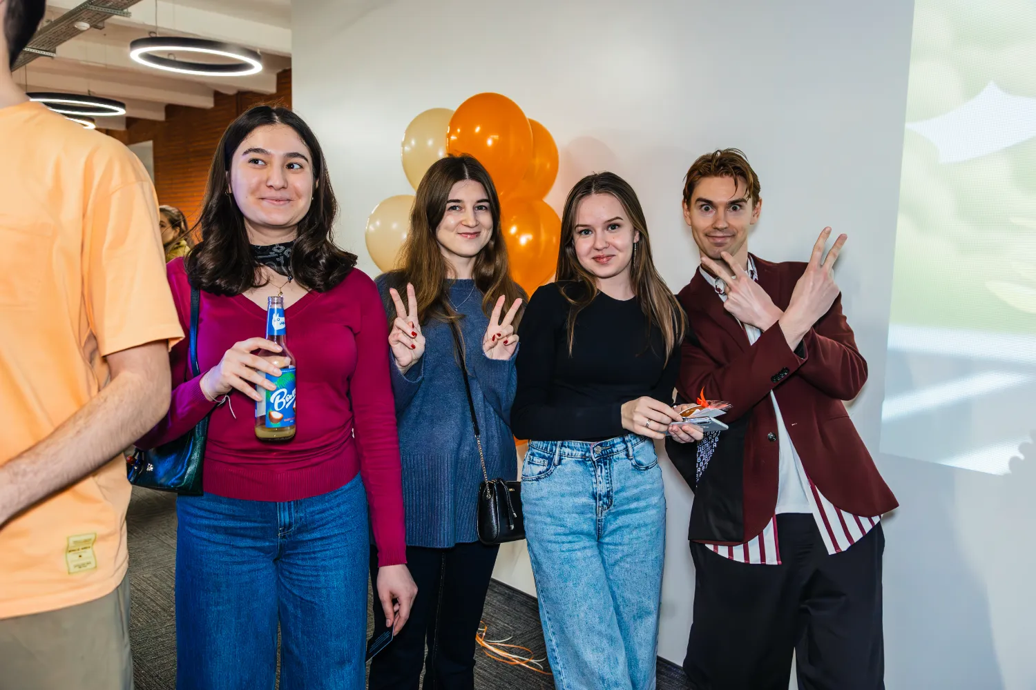 AXENIX приглашает на стажировку